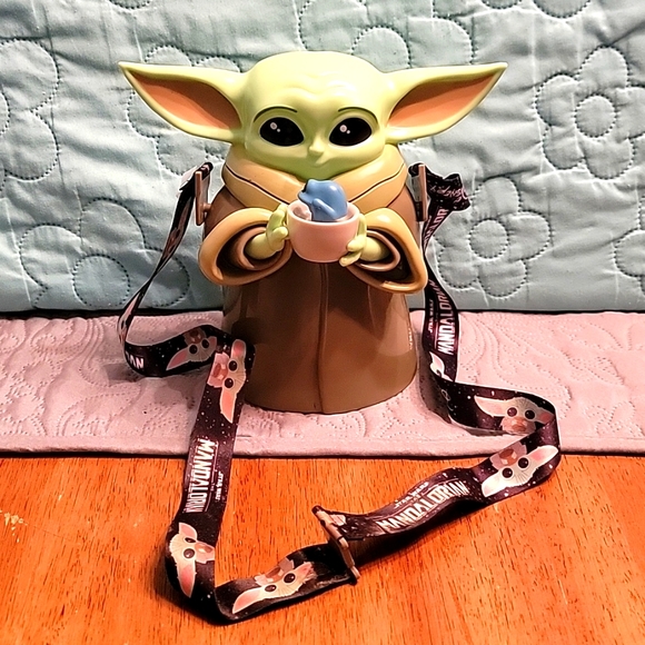 Disney | Kitchen | Disneyland Grogu Baby Yoda 223 Star Wars Sipper Cup ...
